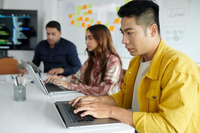 Entenda o que é DevOps em TI e como aplicá-lo!